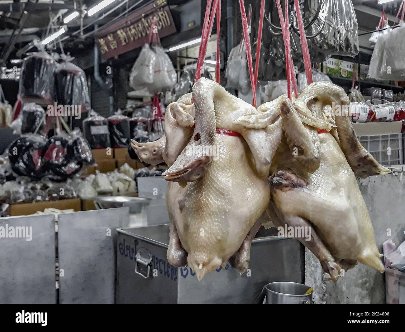 Disgusting unfamiliar Thai food and Chinese cuisine in street food ...