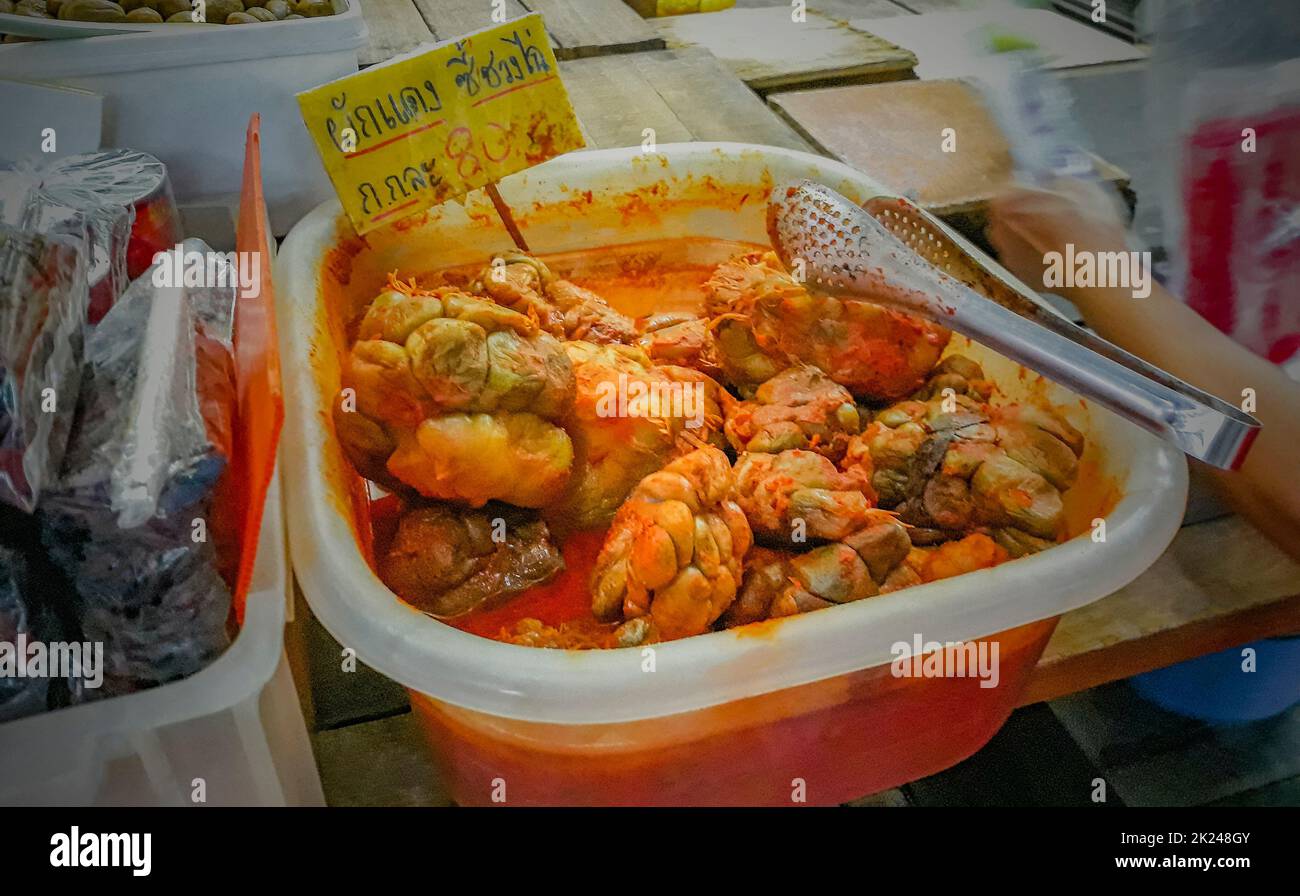 Disgusting unfamiliar Thai food and Chinese cuisine in street food ...