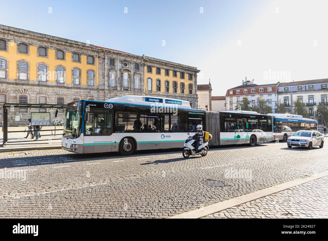 Bus portugues hi-res stock photography and images - Alamy
