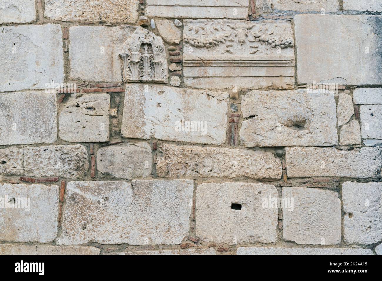 Medieval blocks of houses hi-res stock photography and images - Alamy