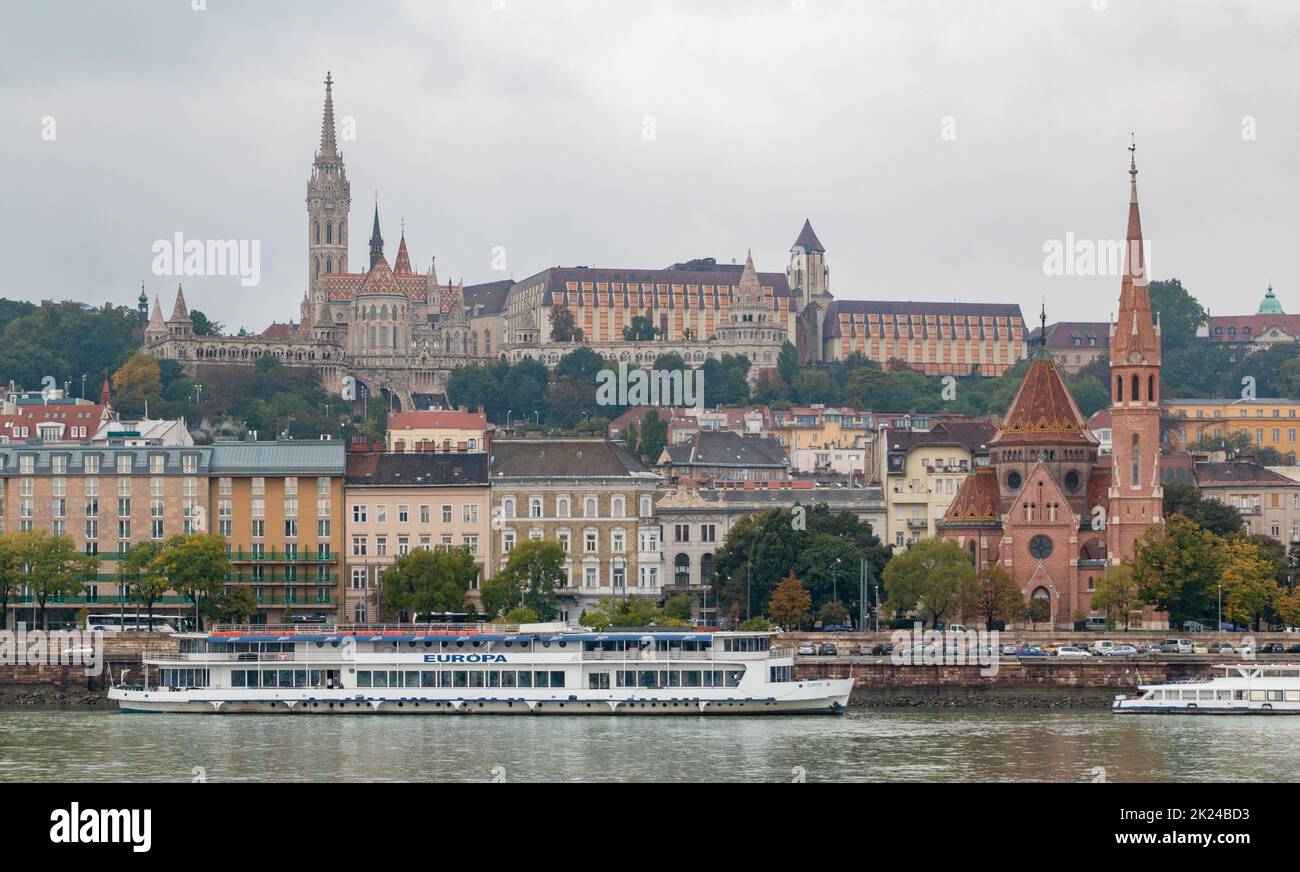 A picture of the Buda Hill and its landmarks as seen from the Pest side ...