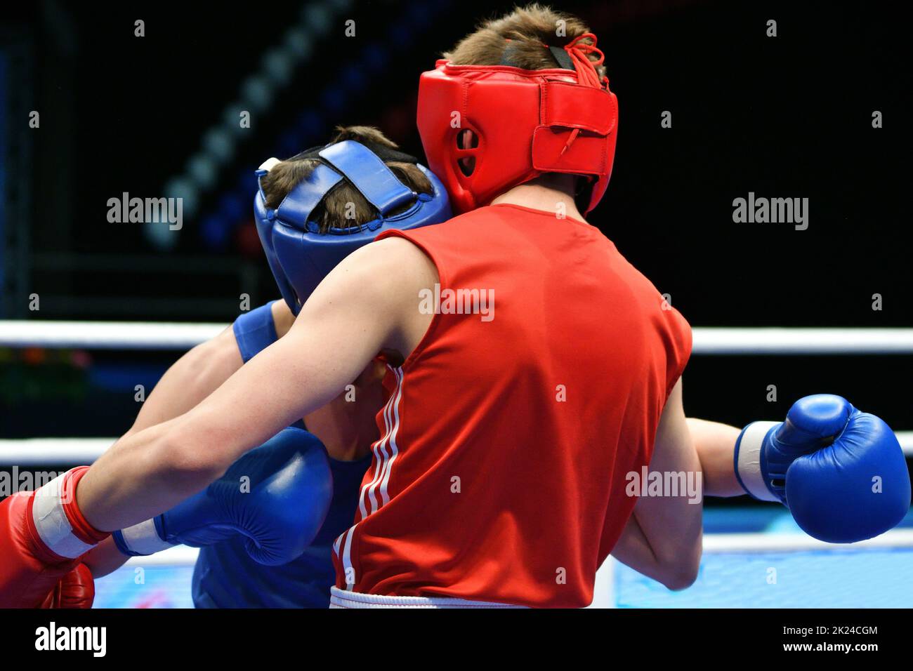 Two boys boxing in ring hi-res stock photography and images - Alamy