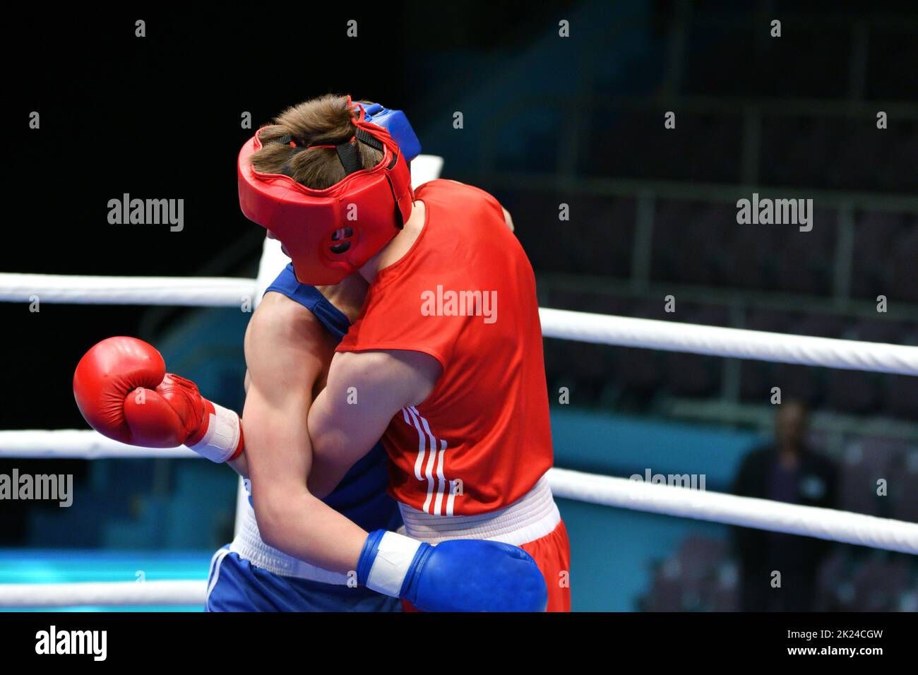 Two boys boxing in ring hi-res stock photography and images - Alamy