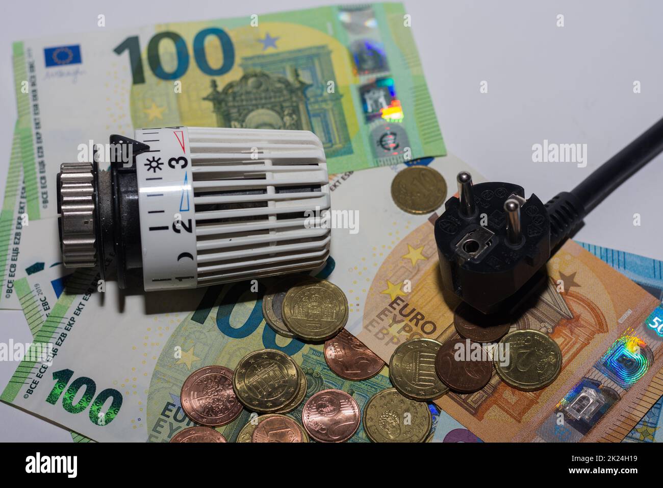 Heating with electricity hi-res stock photography and images - Alamy