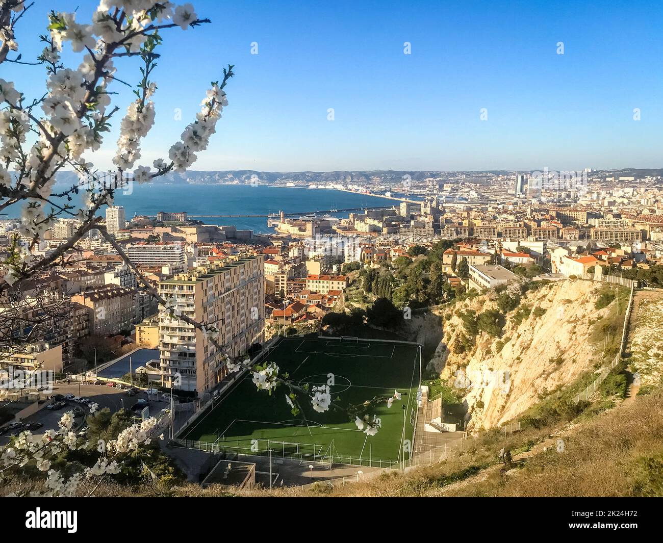 Old harbour marseille aerial hi-res stock photography and images - Alamy