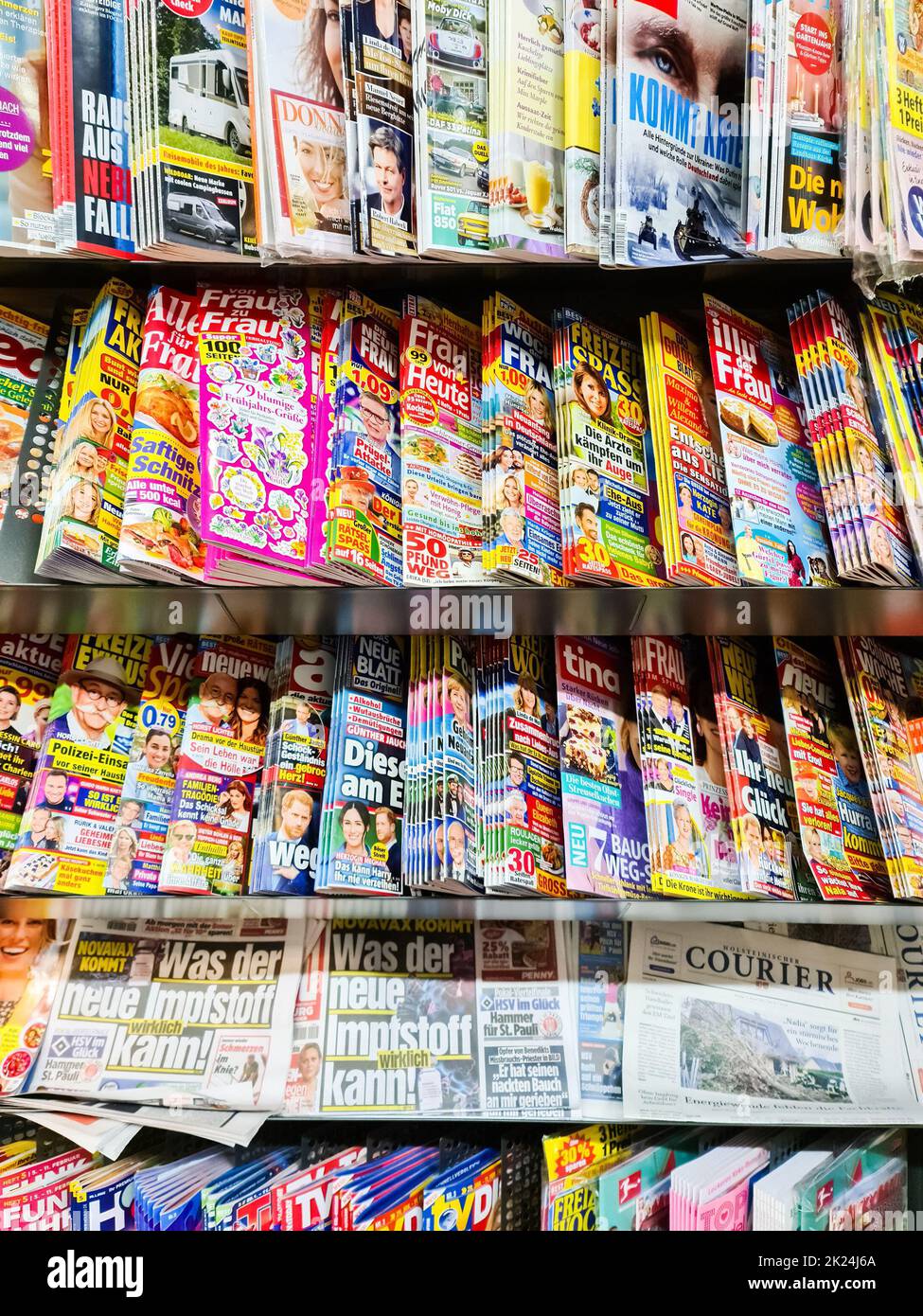 Illustrated map of hamburg hi-res stock photography and images - Alamy