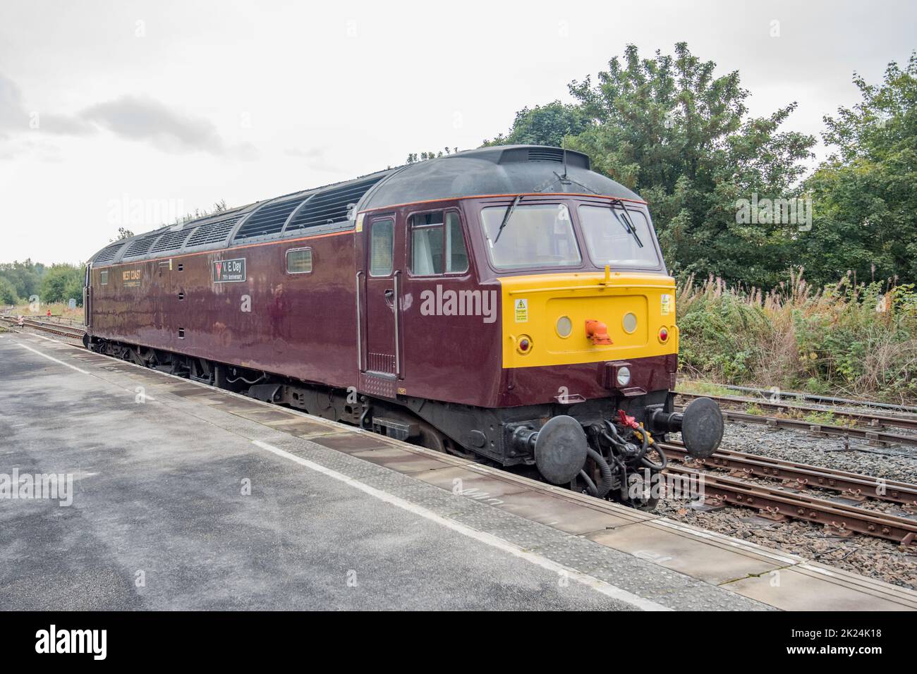 West coast class 47 locomotive hi-res stock photography and images - Alamy