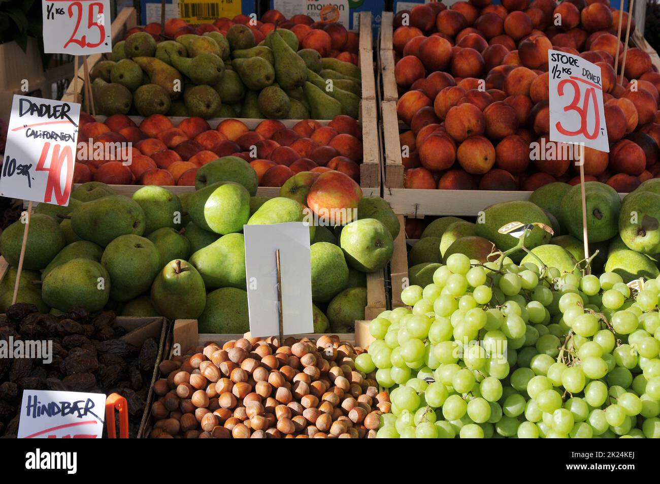 Copenahgen /Denmark/22 Septemeber2022/Fruit vendor ind anish capital ...