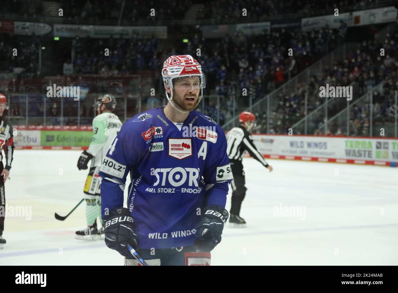 Colby robak serc wild wings hi-res stock photography and images - Alamy