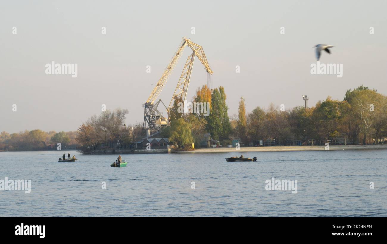 Kherson, Cherson, Ukraine, Stadtansicht November 2018 , Dnepr, Fluss ...