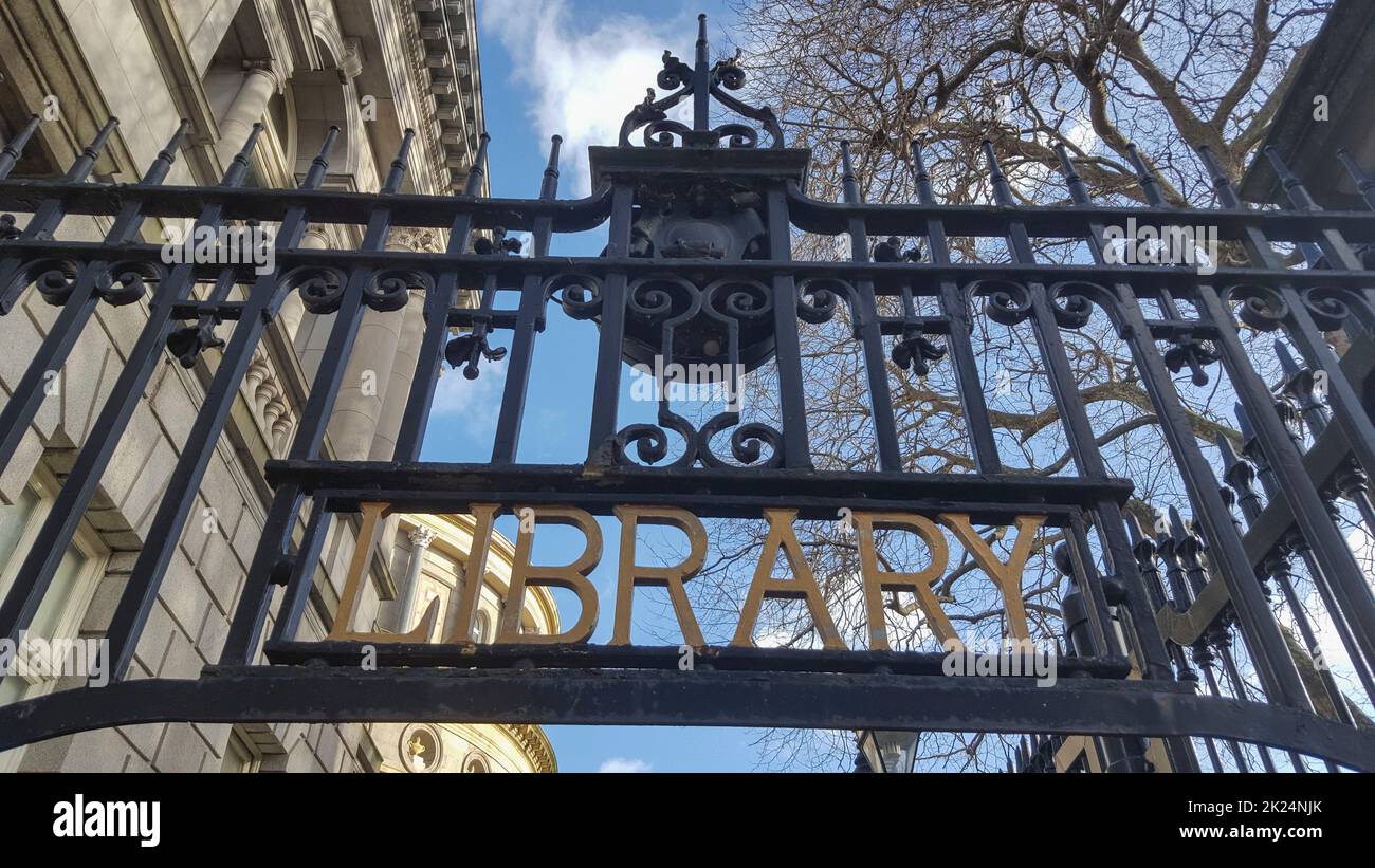 National library dublin hi-res stock photography and images - Alamy