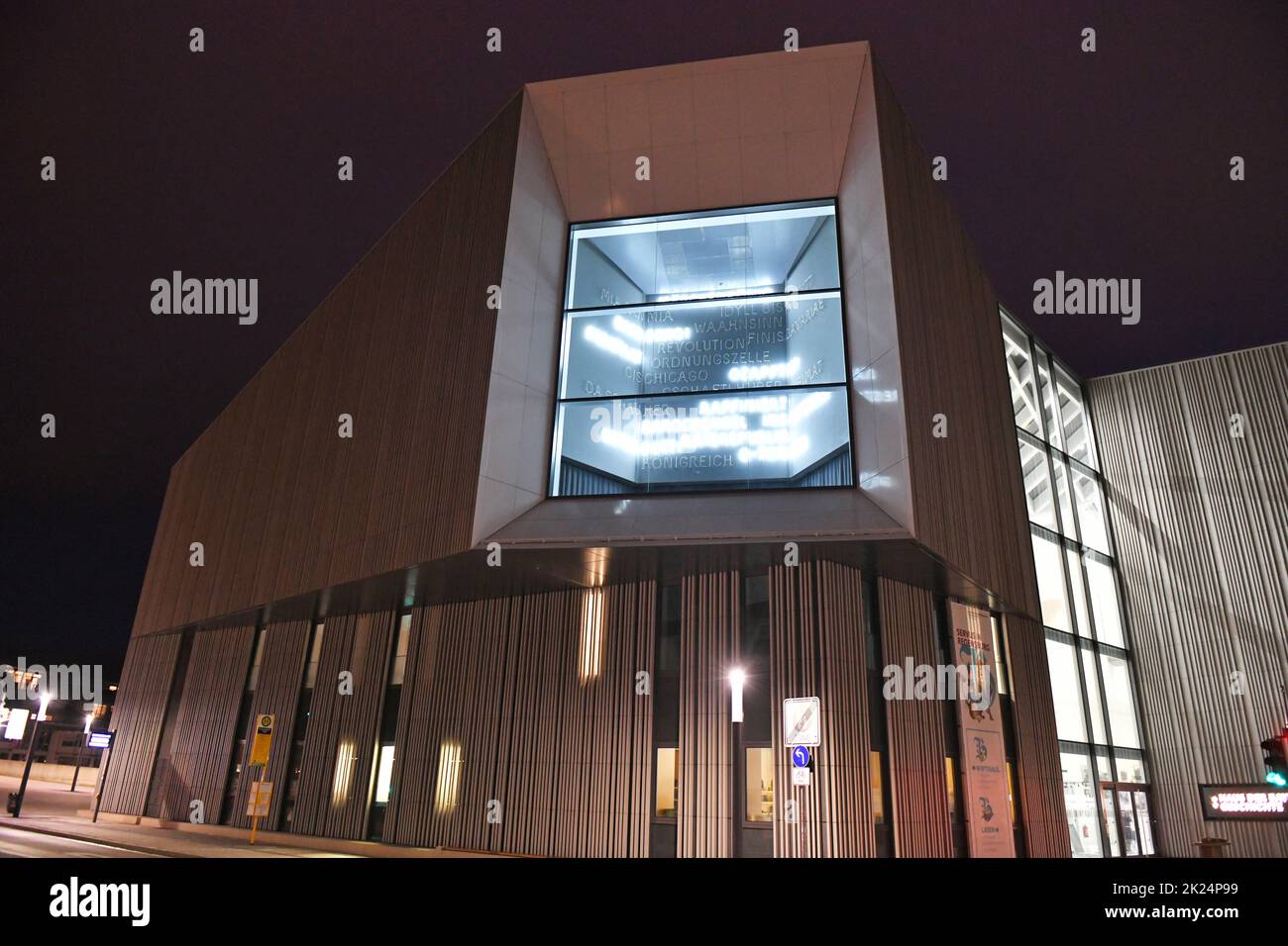 Haus der bayerischen Geschichte in Regensburg, Niederbayern, Bayern ...