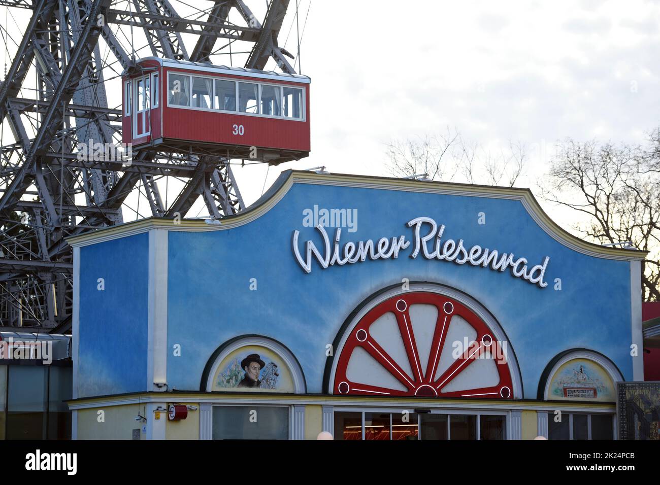 Riesenrad im großen Vergnügungspark "Prater" in Wien, Österreich ...