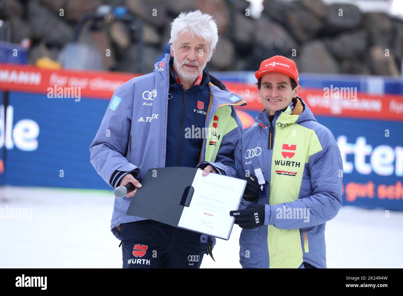 DSV Präsident Dr. Franz Steinle verabschiedete Skispringer Richard ...