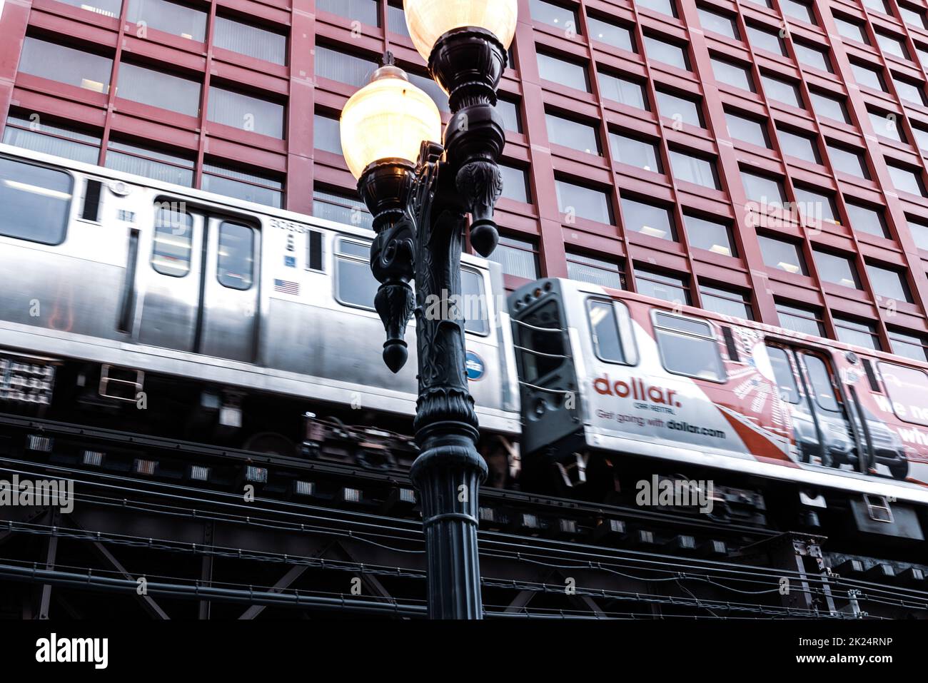 Chicago : October 10, 2018, Train on elevated tracks within buildings ...