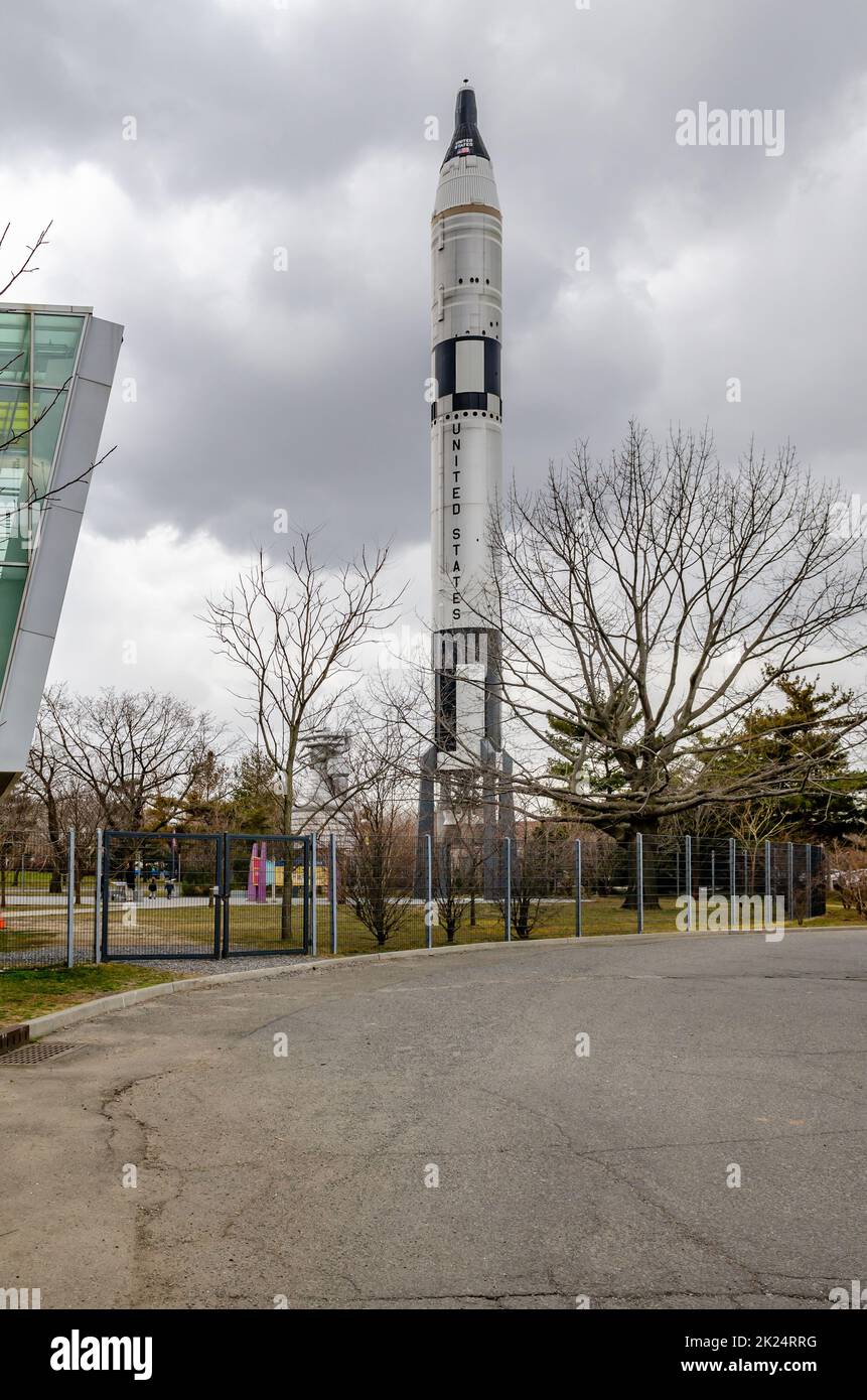 Built structure tree transportation travel destinations exploration ...