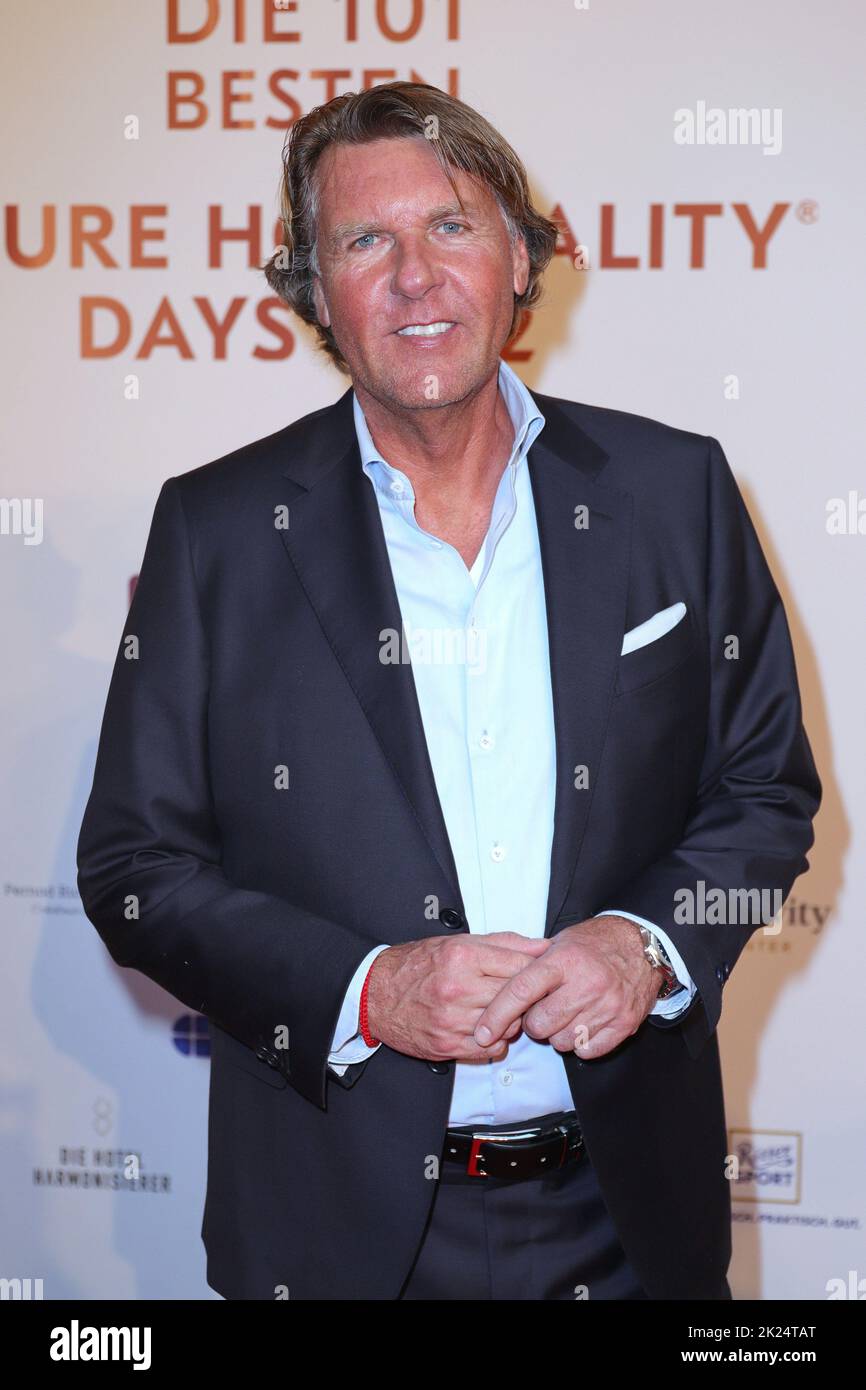 Carsten K. Rath, Verleihung des Next Gen Hotelier des Jahres im Hotel ...