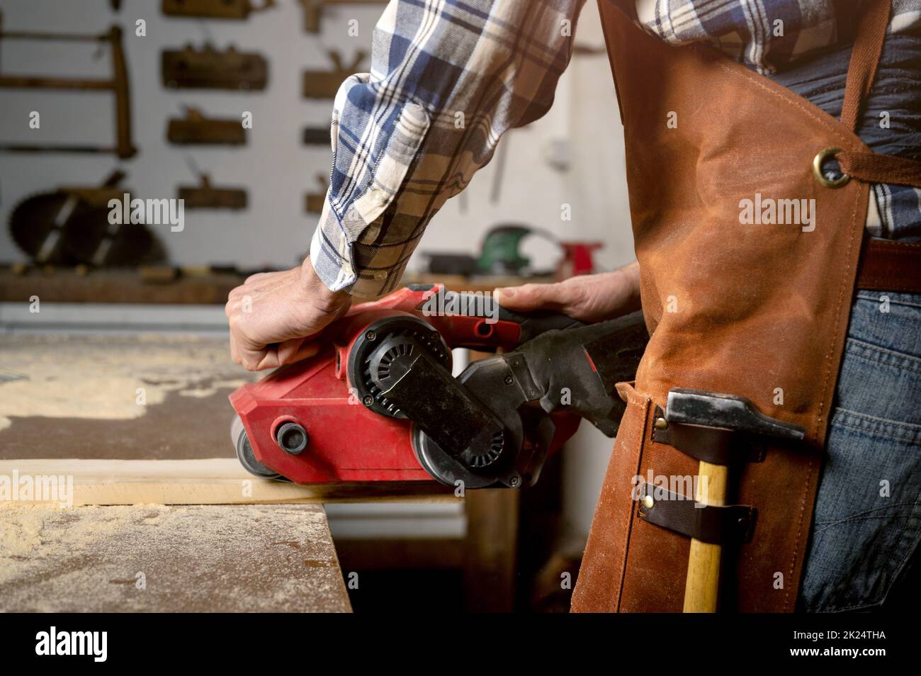 Sanding wood close up footage hi-res stock photography and images - Alamy