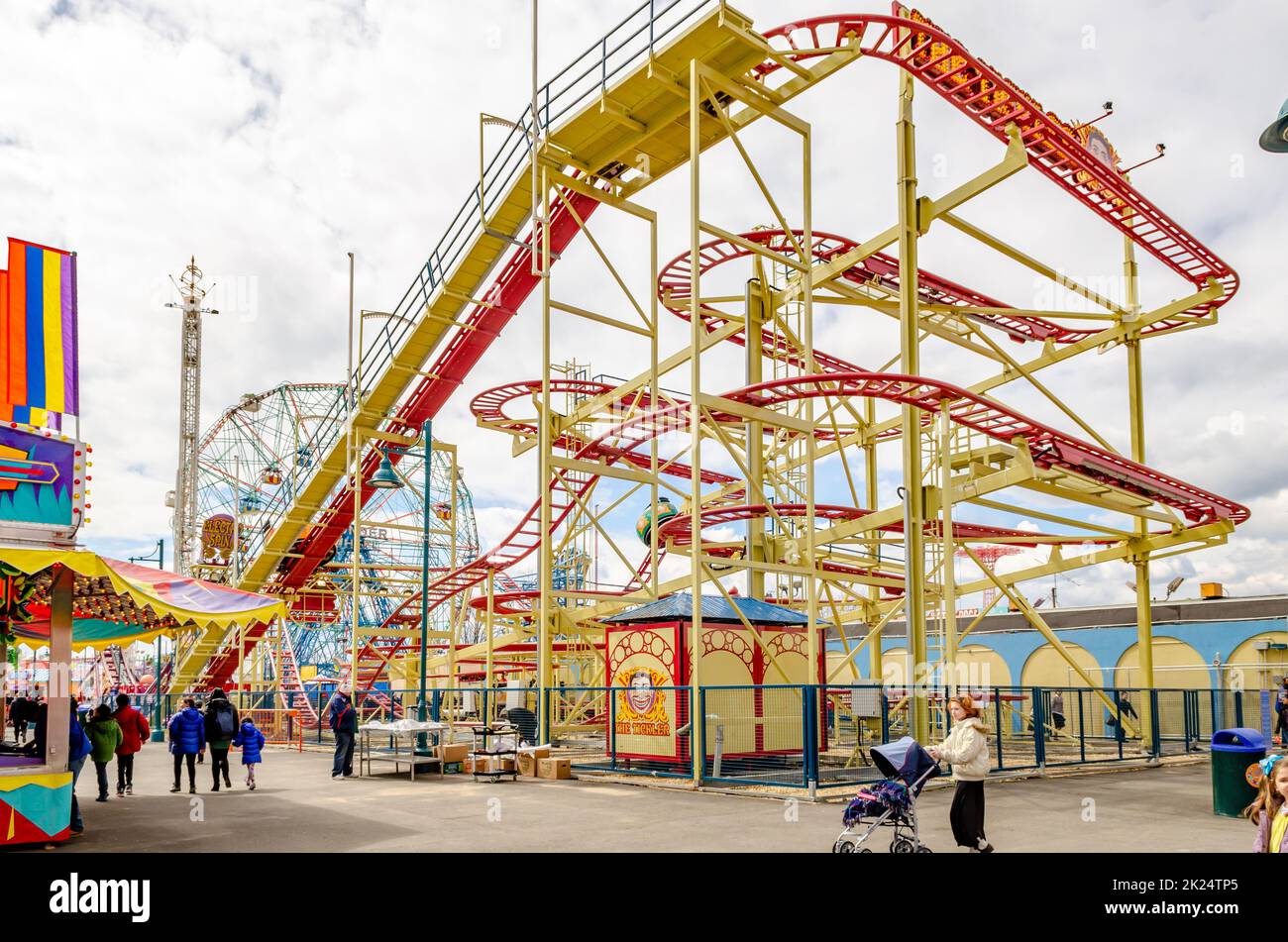 The Tickler red Rollercoaster at Luna Park Amusement Park, Coney island ...