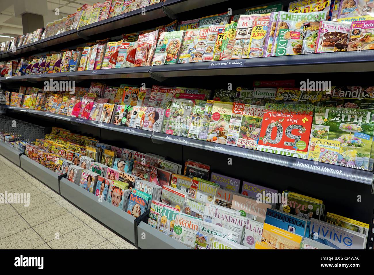 Gut sortiert hi-res stock photography and images - Alamy