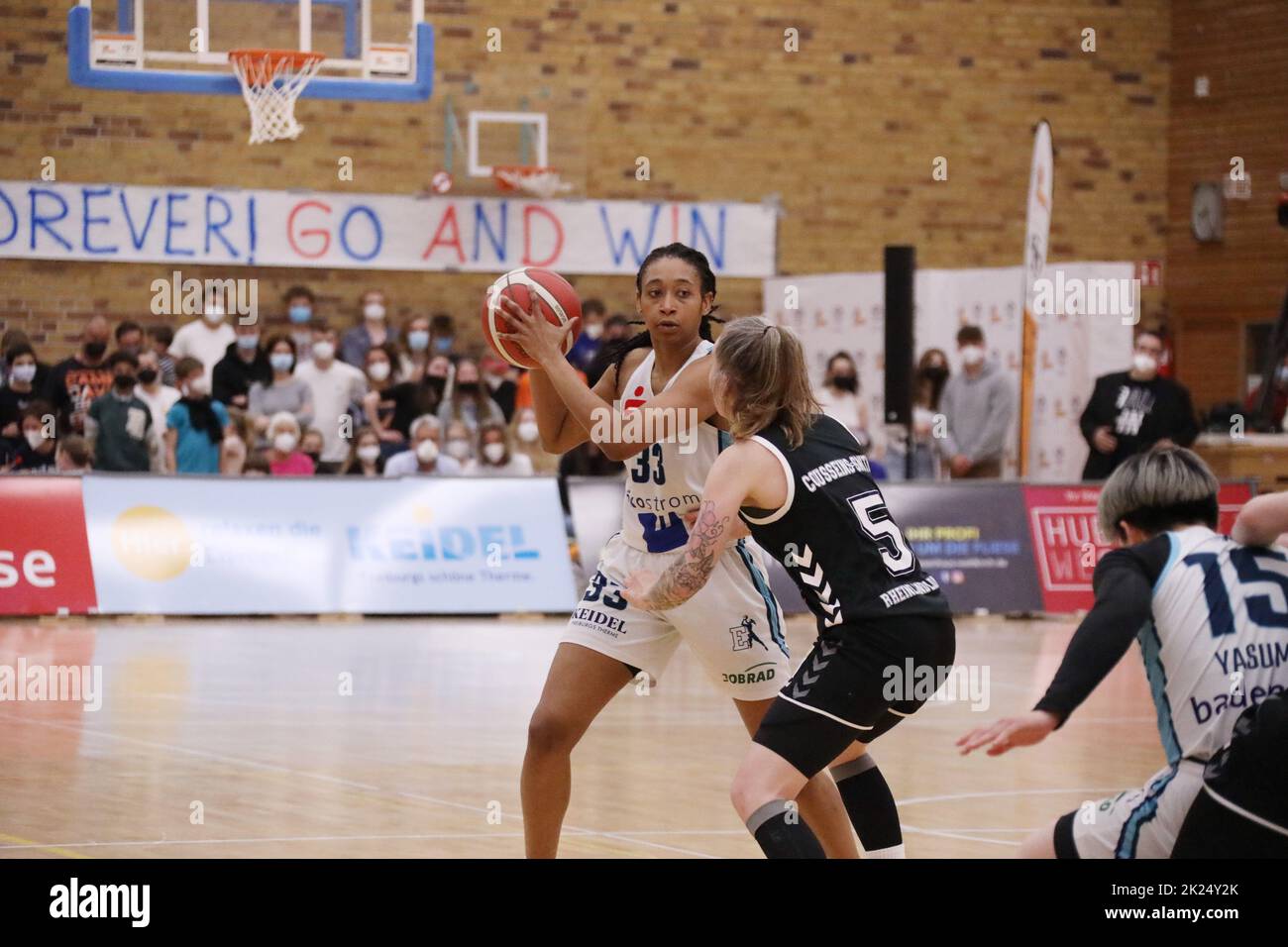 Christa reed usc eisvogel freiburg hi-res stock photography and images ...