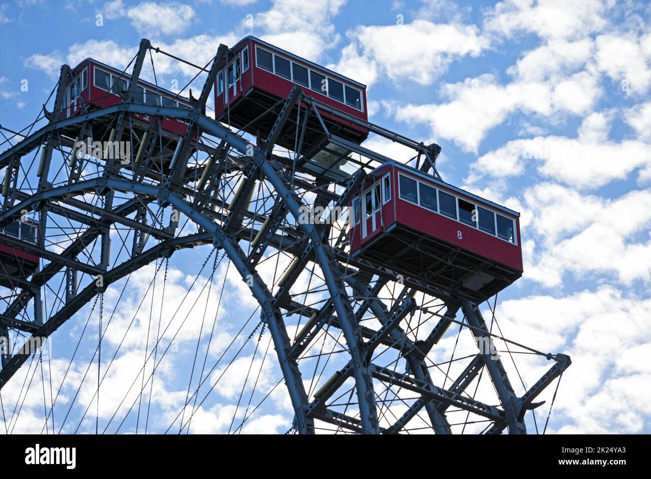 Riesenrad im großen Vergnügungspark "Prater" in Wien, Österreich ...