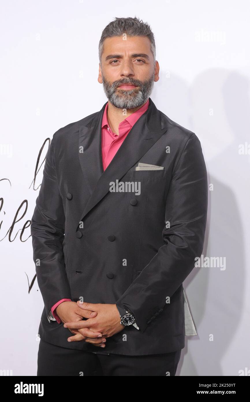 Oscar Isaac, Grand Opening des Montblanc Haus, Hamburg, 10.05.2022 ...