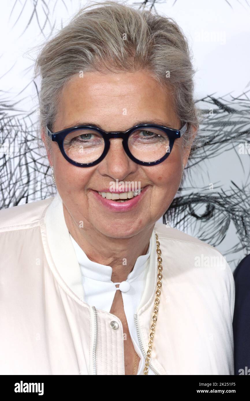 Inga Griese, Grand Opening des Montblanc Haus, Hamburg, 10.05.2022 Stock Photo - Alamy