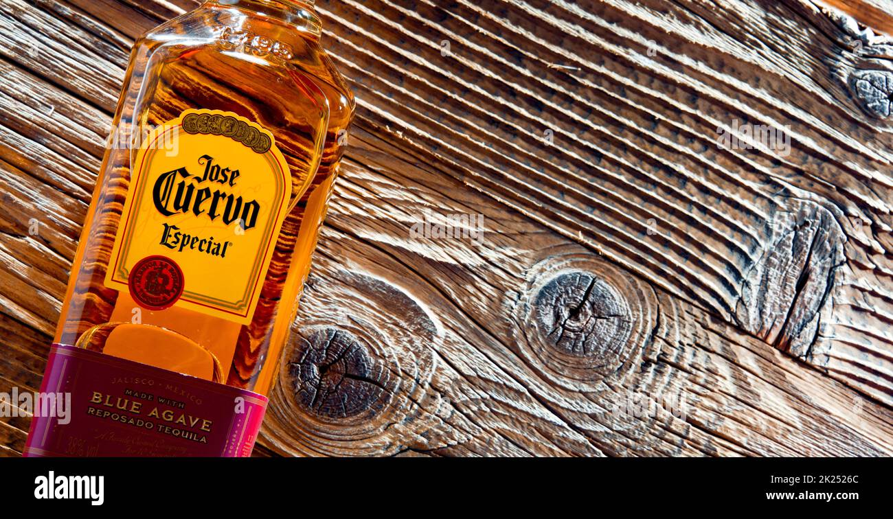 Logotipo De Jose Cuervo Cinge Products Jose Cuervo Tequila