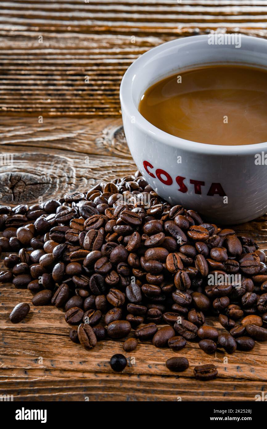 British coffeehouse chain hi-res stock photography and images - Alamy