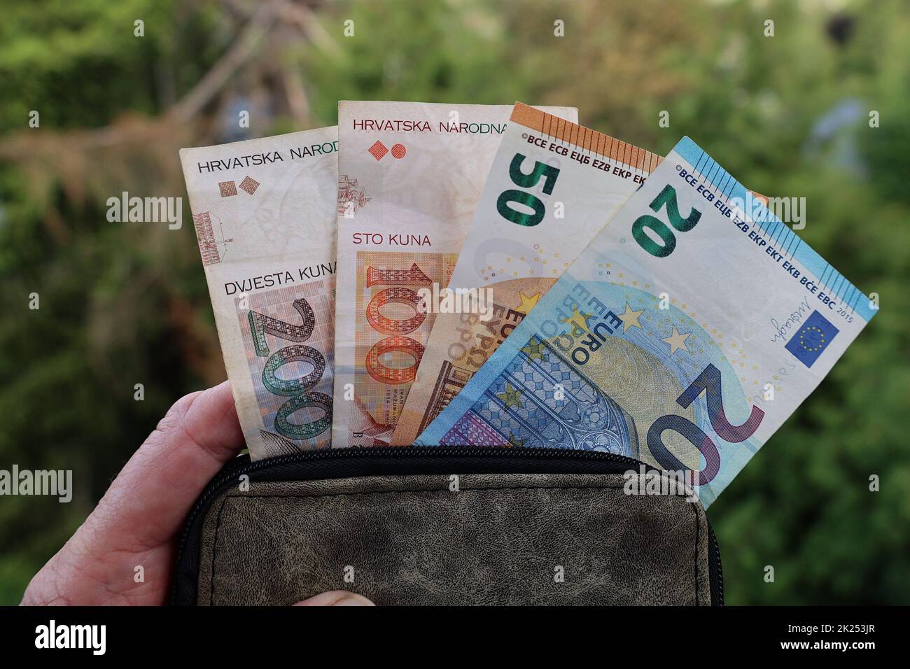 Zum 1. Januar 2023 darf Kroatien /Croatia den Euro als offizielle ...