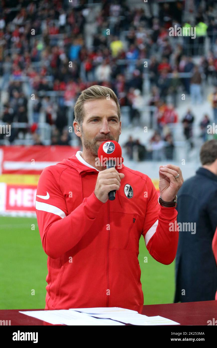Stadionmoderator stefan mayer sc freiburg hi-res stock photography and ...