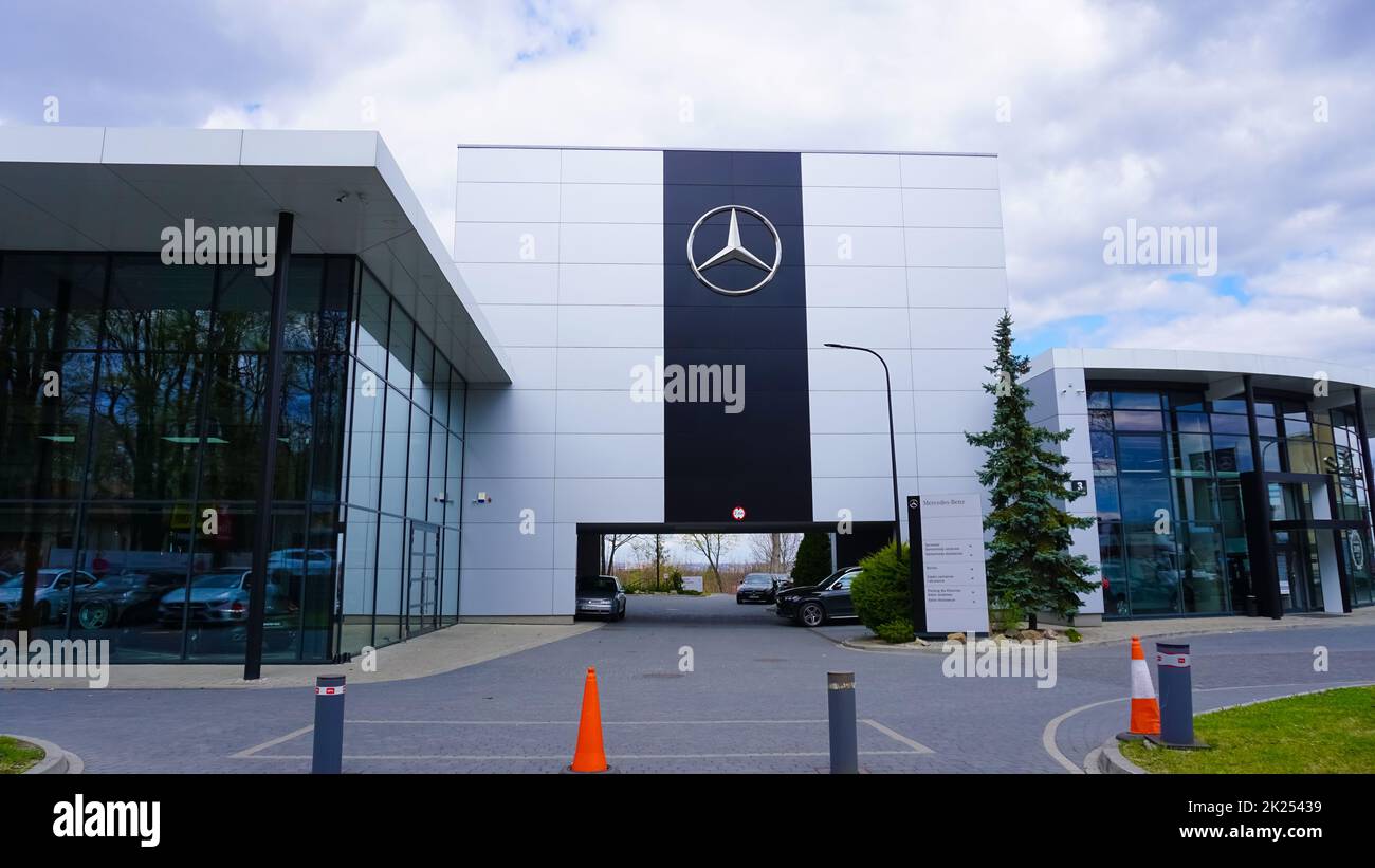 Wroclaw, Poland - April 18, 2022: Mercedes Benz building car sign store ...