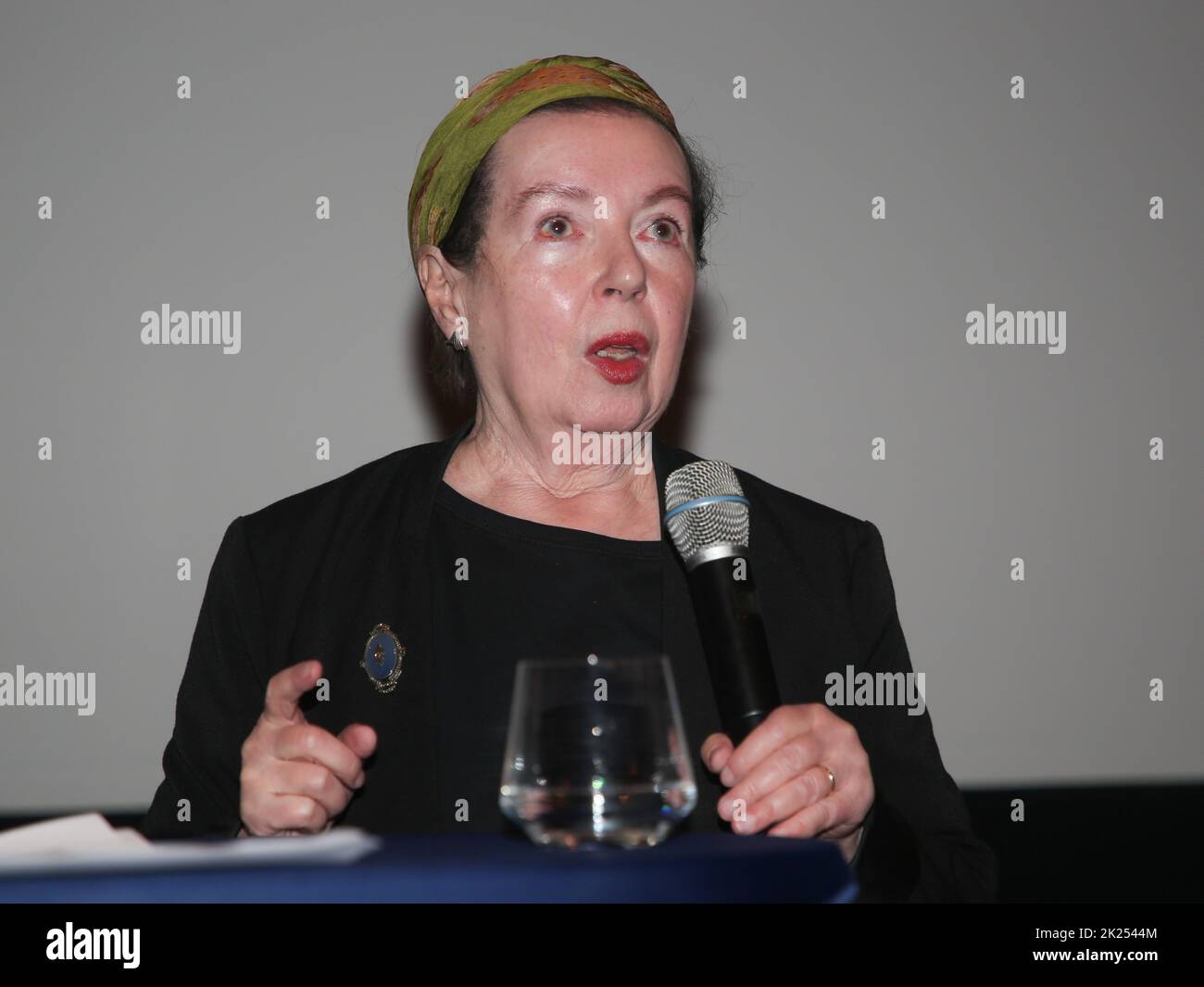 Film- und Theaterschauspielerin Simone von Zglinicki bei einer ...