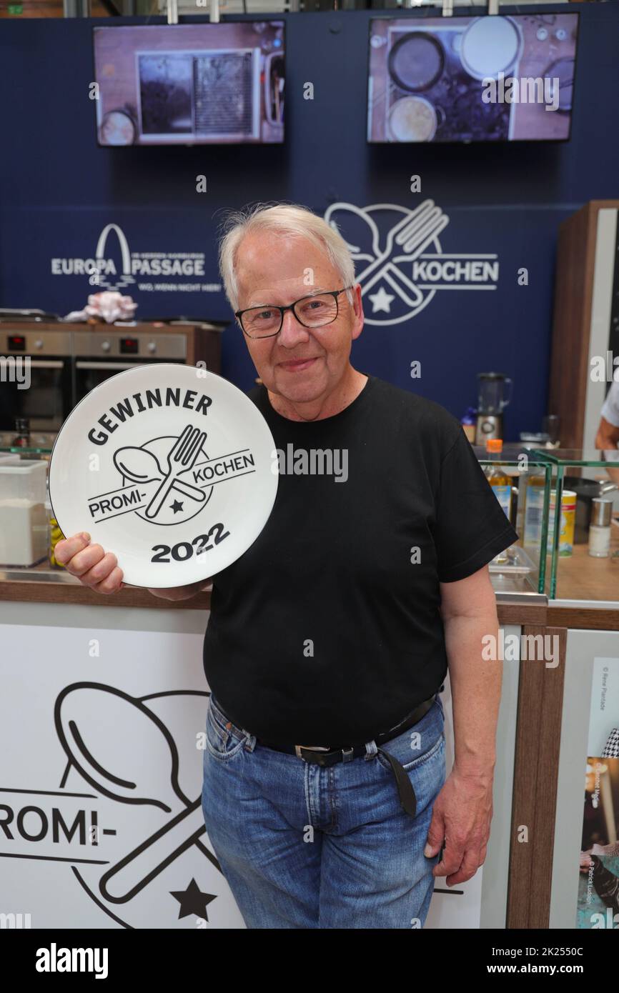 Harald Maack (Gewinner), Promi Kochen zu Gunsten der Hamburger Tafel ...