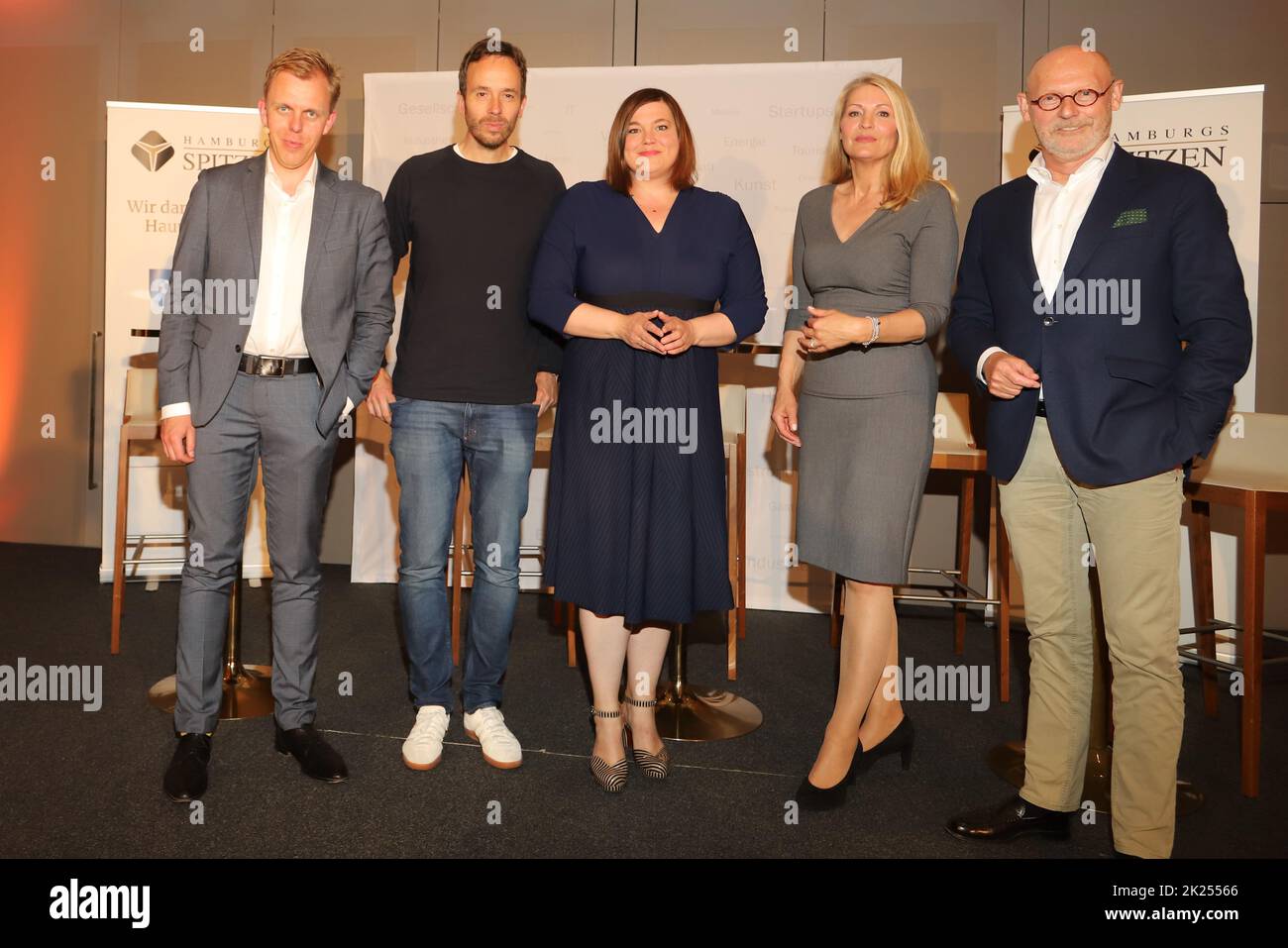 v.l. Florian Zinnecker, Philipp Westermeyer, Katharina Fegebank, Dr ...