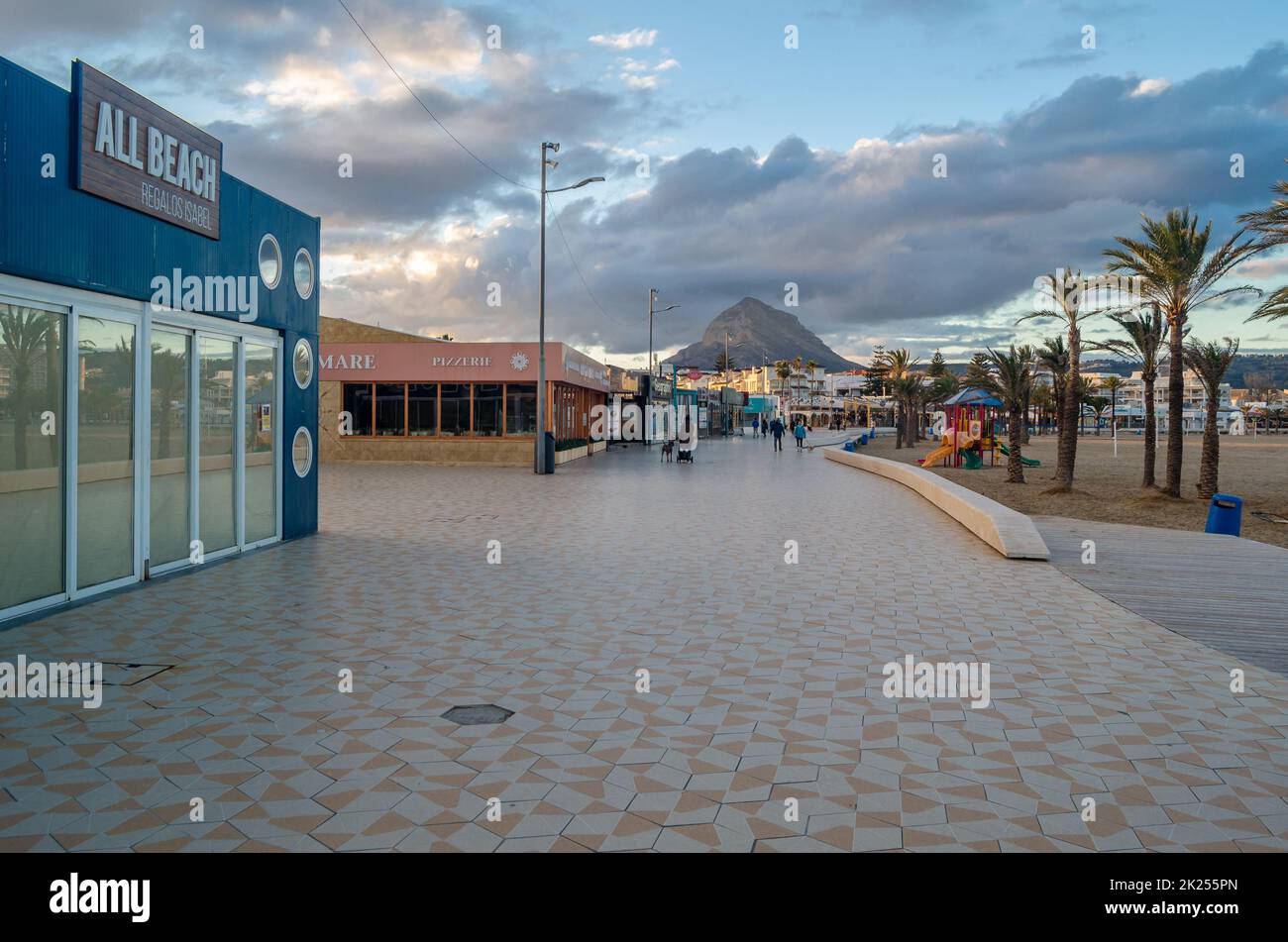 JAVEA (XABIA), SPAIN - JANUARY 25, 2022: Shops and restaurants on the ...