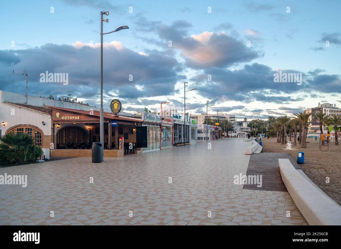 JAVEA (XABIA), SPAIN - JANUARY 25, 2022: Shops and restaurants on the ...