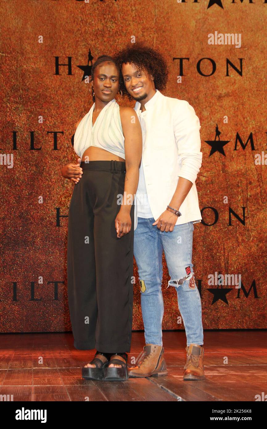Ivy Quainoo (Eliza Hamilton), Benet Monteiro (Alexander Hamilton ...