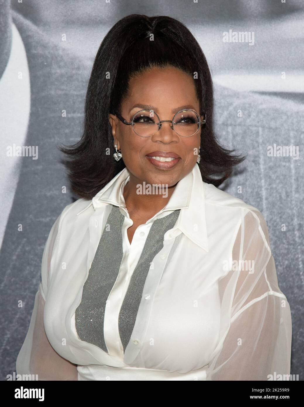 21 September 2022 - Los Angeles, California - Oprah Winfrey. Premiere ...