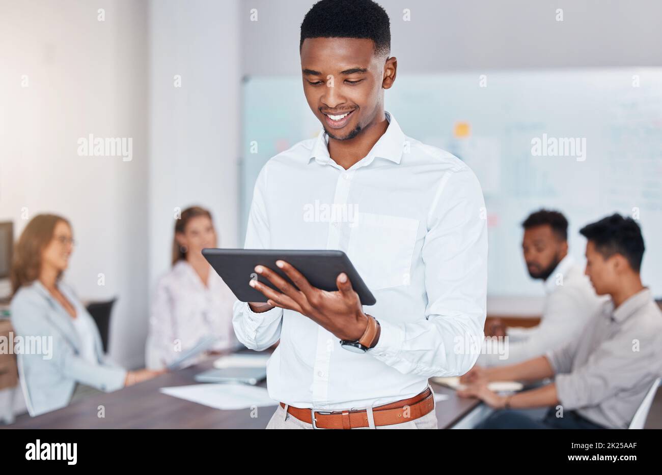 African manager hi-res stock photography and images - Alamy