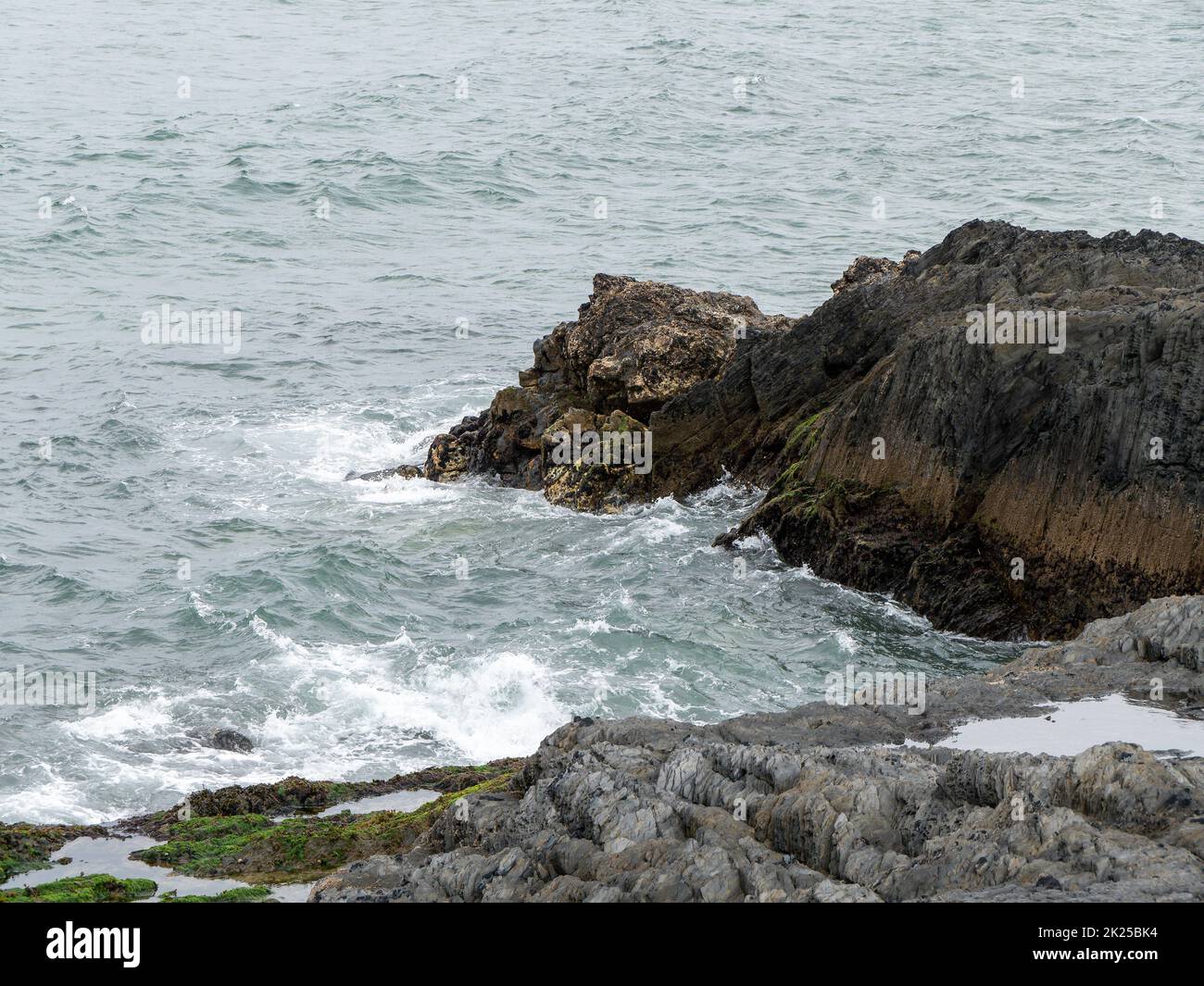 Beside large rock hi-res stock photography and images - Alamy