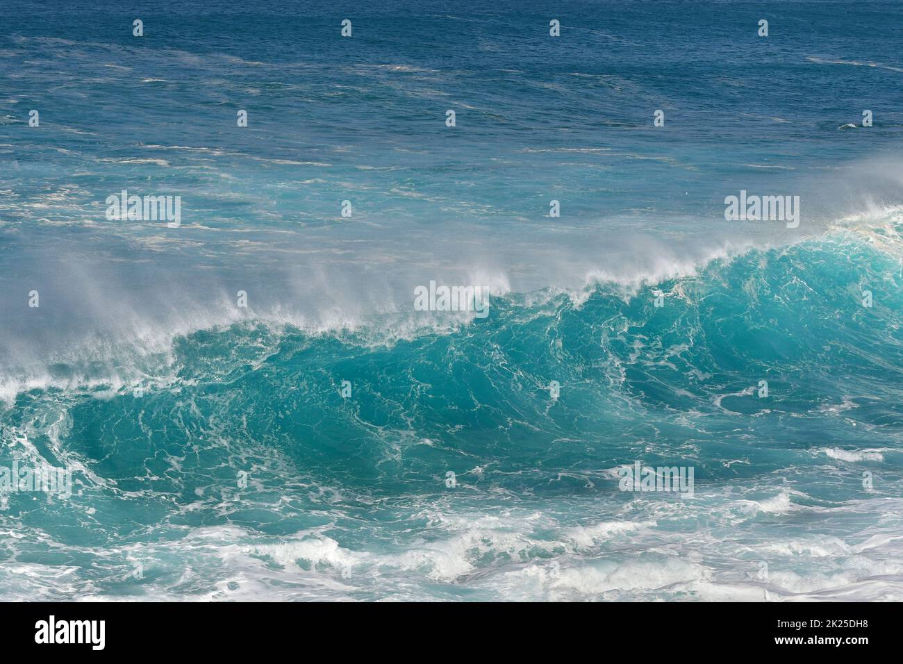 High wave waves hi-res stock photography and images - Alamy