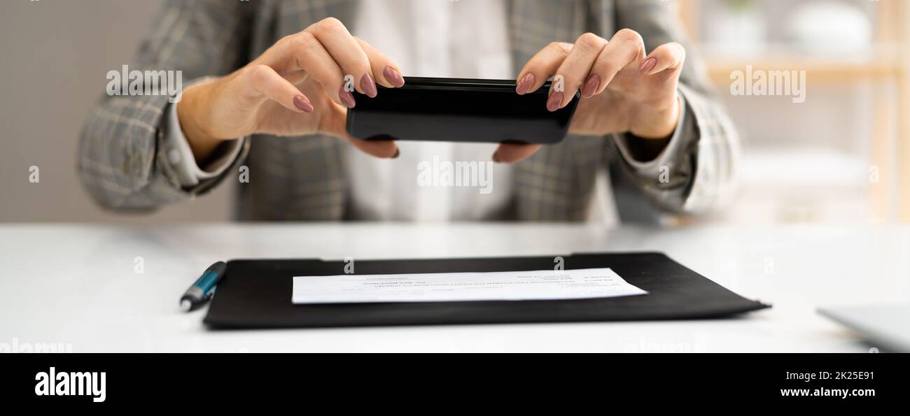 Document check hi-res stock photography and images - Alamy