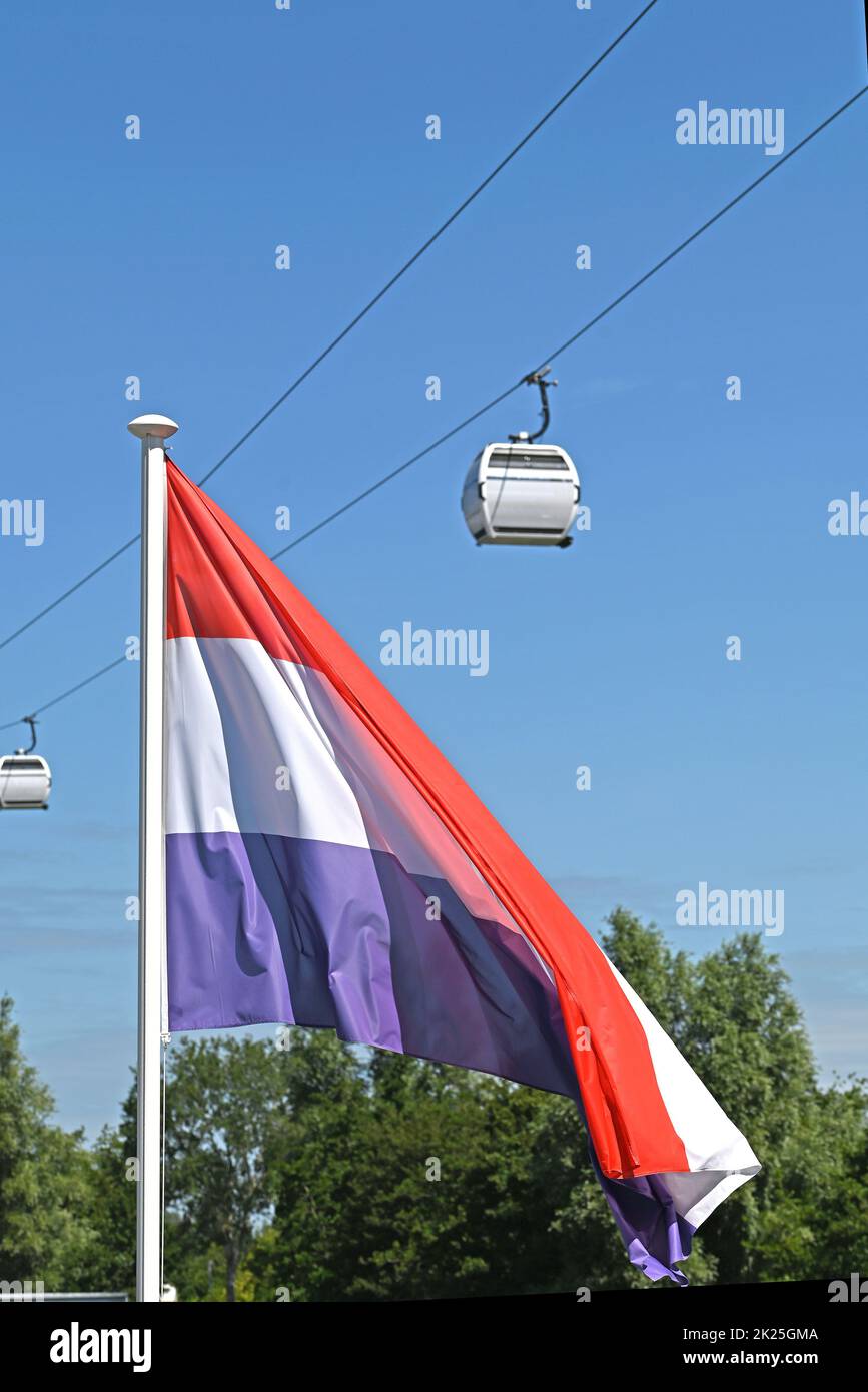 Floriade cable car hi-res stock photography and images - Alamy