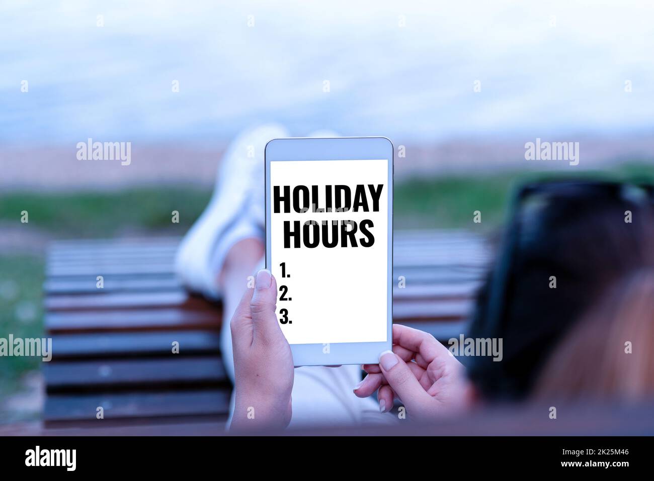 24 hour calling hi-res stock photography and images - Alamy