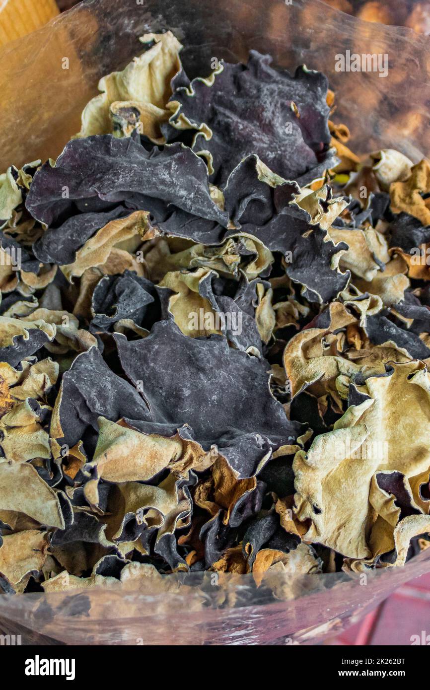 Smelly fish market china hi-res stock photography and images - Alamy