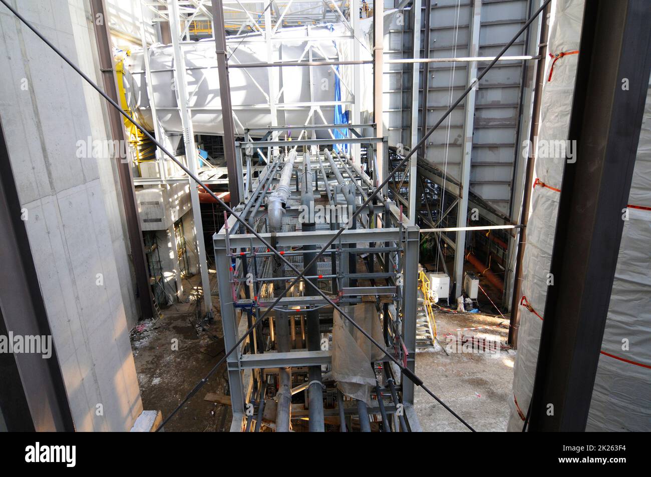 Engineering plant hi-res stock photography and images - Alamy