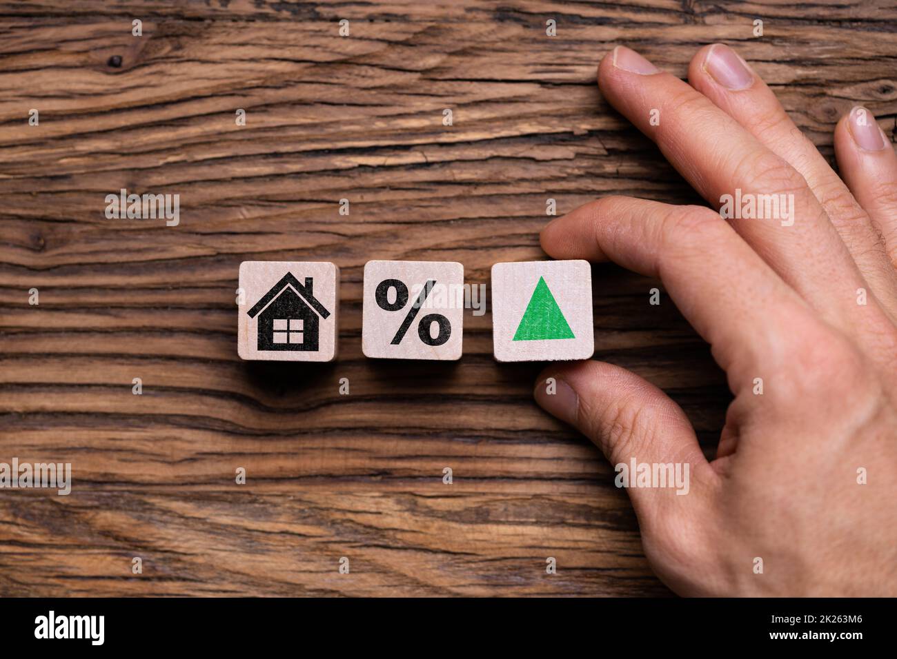 Interest rate comparison hi-res stock photography and images - Alamy
