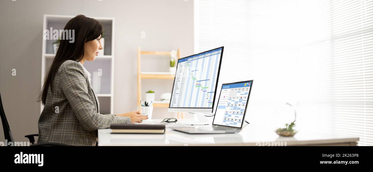 Woman calendar sheet hi-res stock photography and images - Alamy